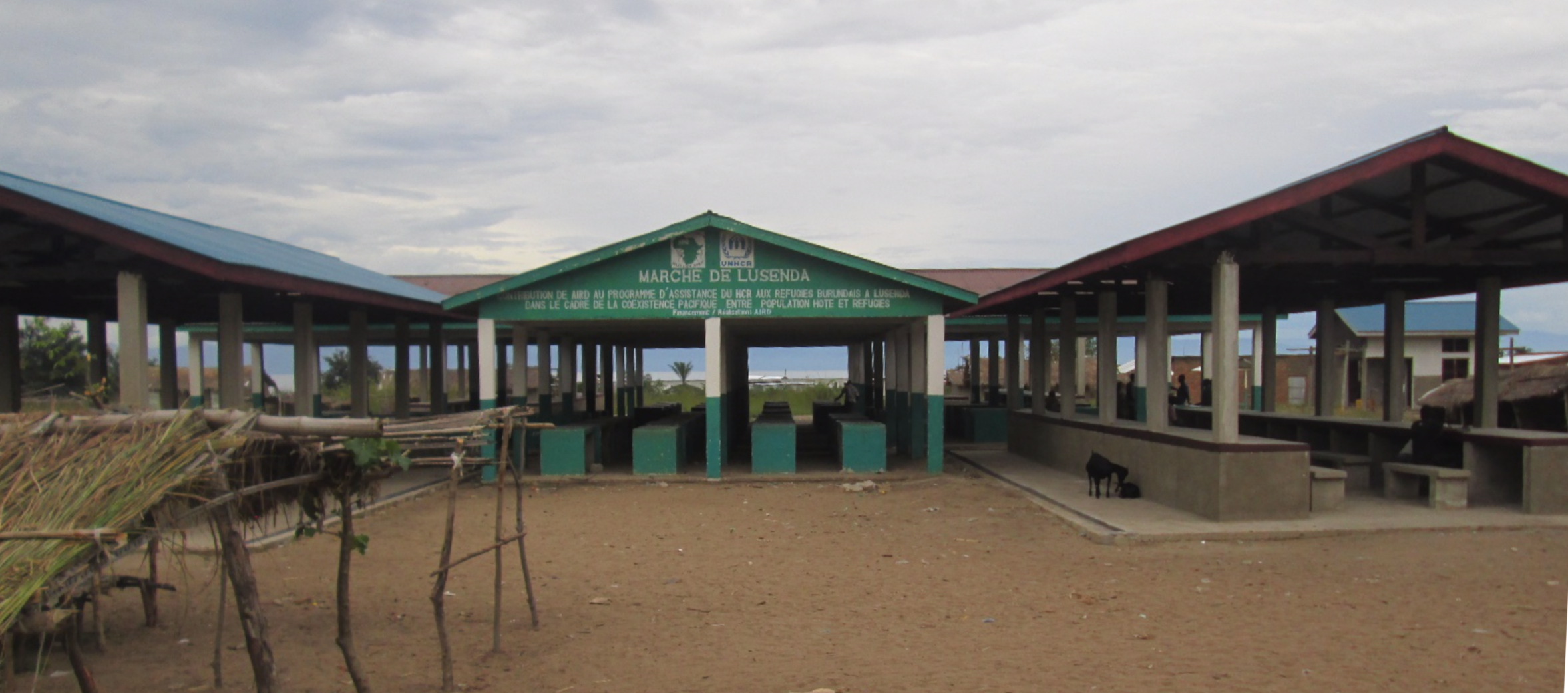 Lusenda-façade avant | Diku Dilenga